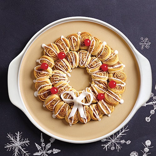 Cinnamon Roll Wreath Recipe